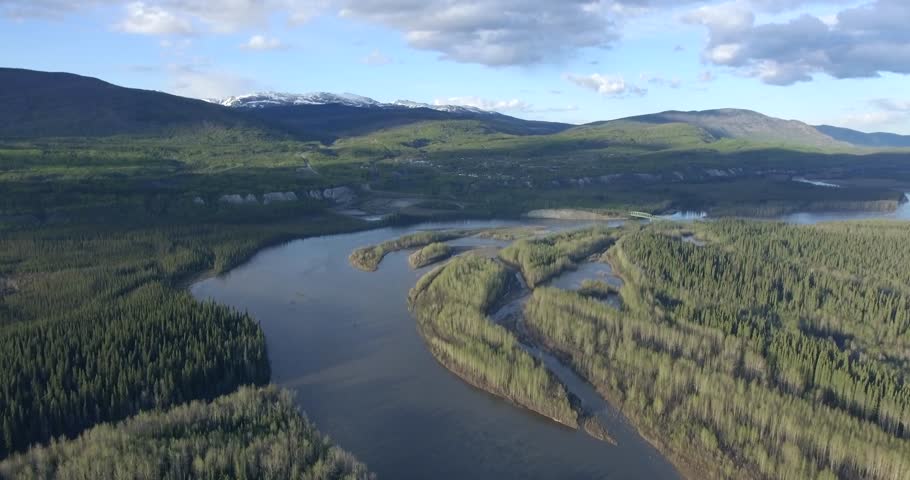 Majestic Landscape with lake, Mountains, and Forest in Yukon Territory ...
