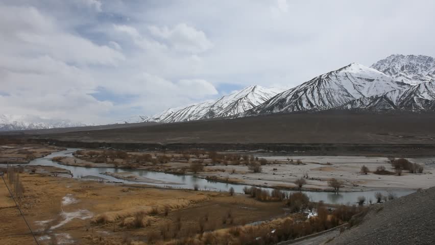 Indus River Valley landscape with mountains image - Free stock photo ...