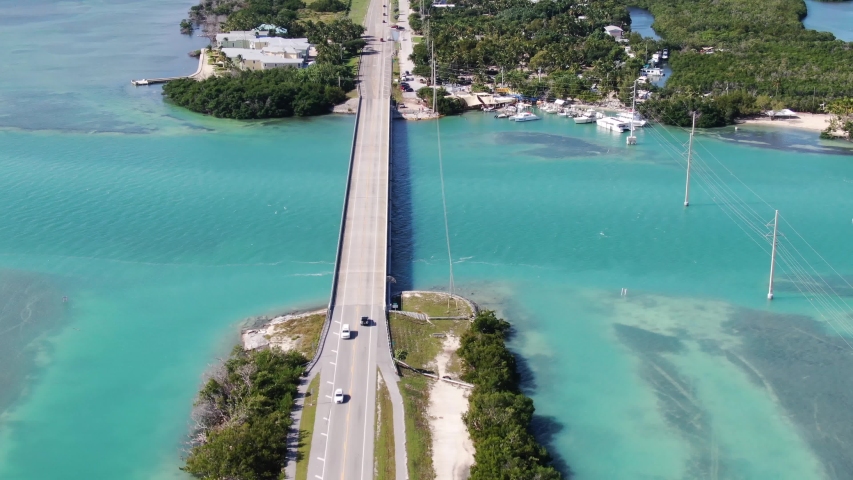 Water of the bay at Key Largo, Florida image - Free stock photo ...