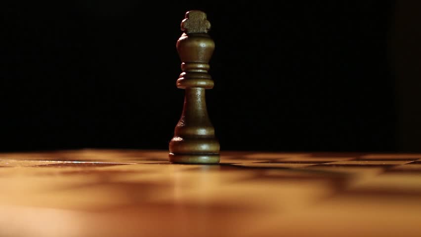 Стоковое видео на тему «Low angle shot of the king chess» | Shutterstock