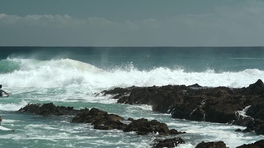 Waves Over Snapper Rocks, Gold Stock Footage Video (100% Royalty-free ...