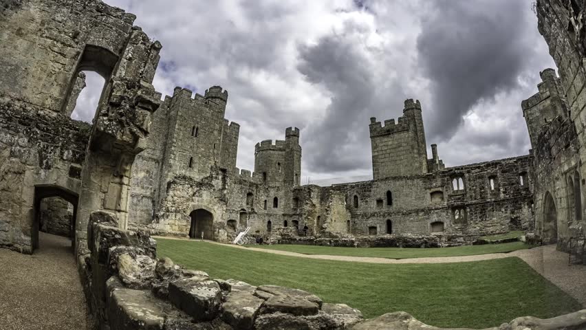 Bodiam Castle image - Free stock photo - Public Domain photo - CC0 Images