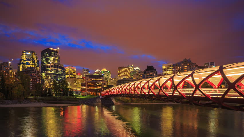 Peace Bridge Over Bow River In Calgary, Canada 스톡 동영상 비디오 7902649 ...