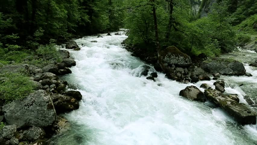 Stockvideo van rapid mountain river. clean river, fast | 18198673 ...