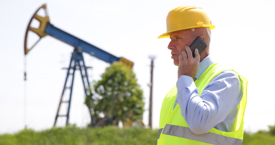 Working On A Drilling Rig. Petroleum Industry. Oil And Gas Industry ...