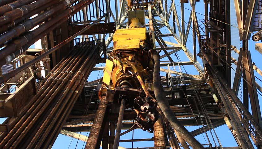 Top Drive System (TDS) Spinning For Oil Drilling Rig - Oilfield ...