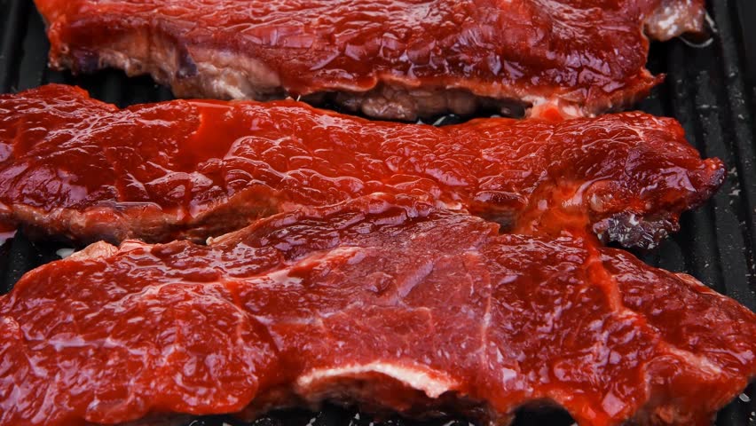 Raw Bloody Beef Fillet Steaks On Black Teflon Grill Plate 1920x1080 ...