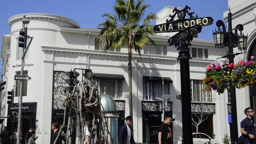 LOS ANGELES, CALIFORNIA - FEBRUARY 25: Tourist Enjoy Via Rodeo, At The ...