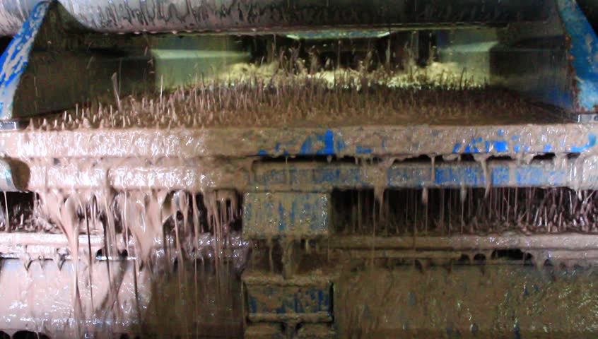 Shale Shaker On An Offshore Oil Rig Separating The Cutting From ...