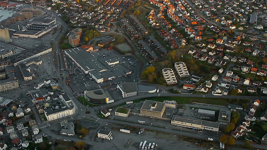 BUSY NIGERIAN MARKET LAGOS, NIGERIA - APRIL 5, 2017: A Busy Market In ...